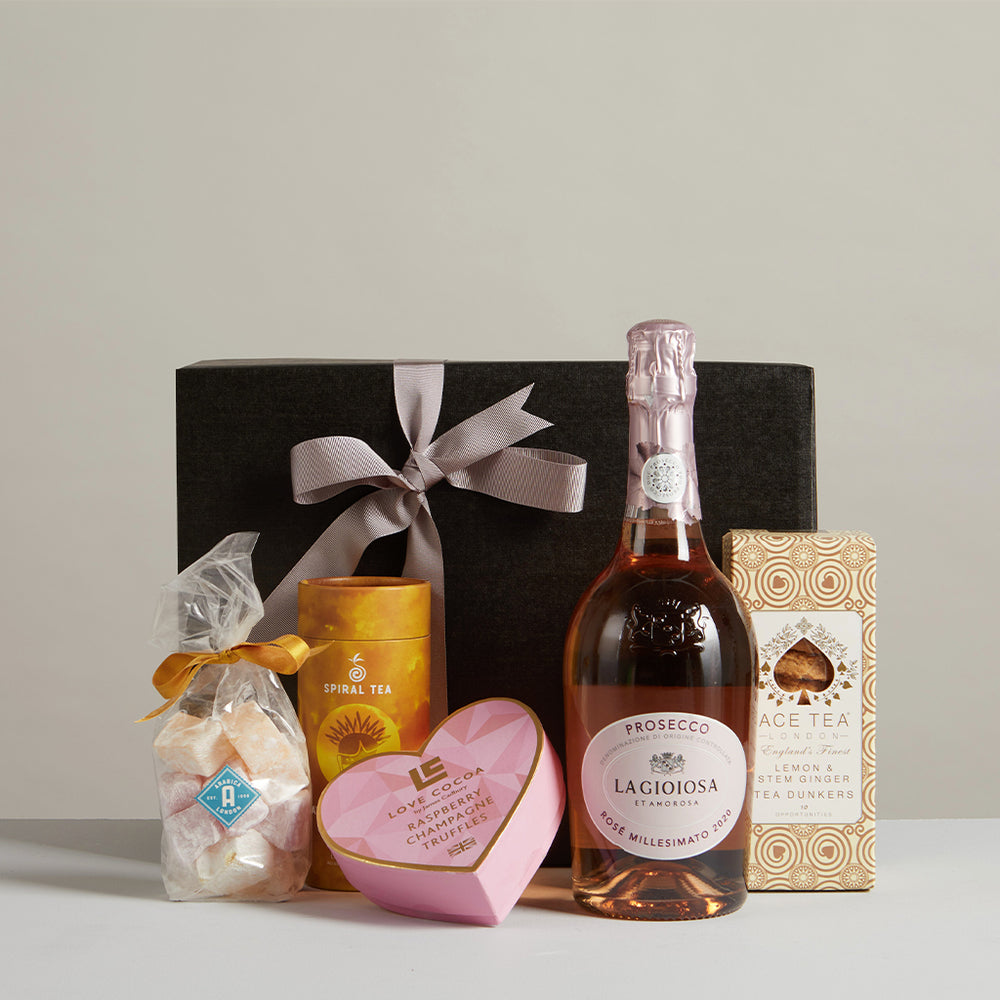 Gift Hampers London | Food Hampers London | Hamper Delivery London